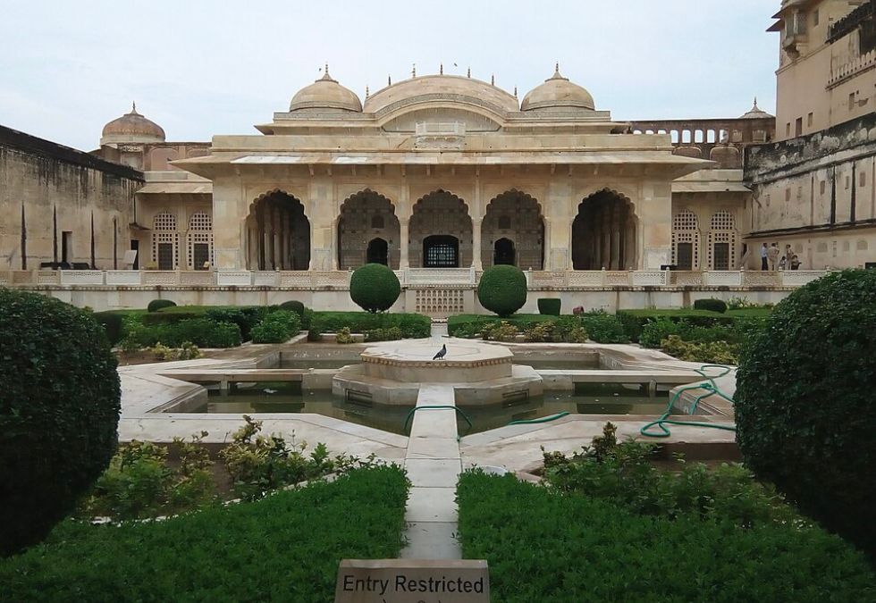 21 Photos From Inside Luxury Mahals of Indian Royals - Oldest.org