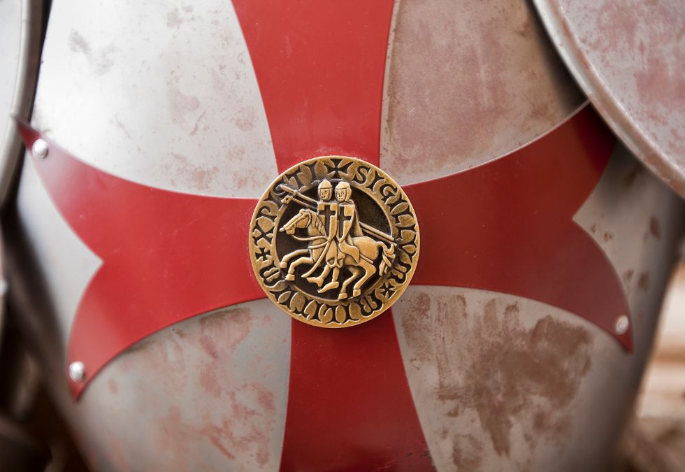 10 Lost Treasures Still Waiting to Be Found