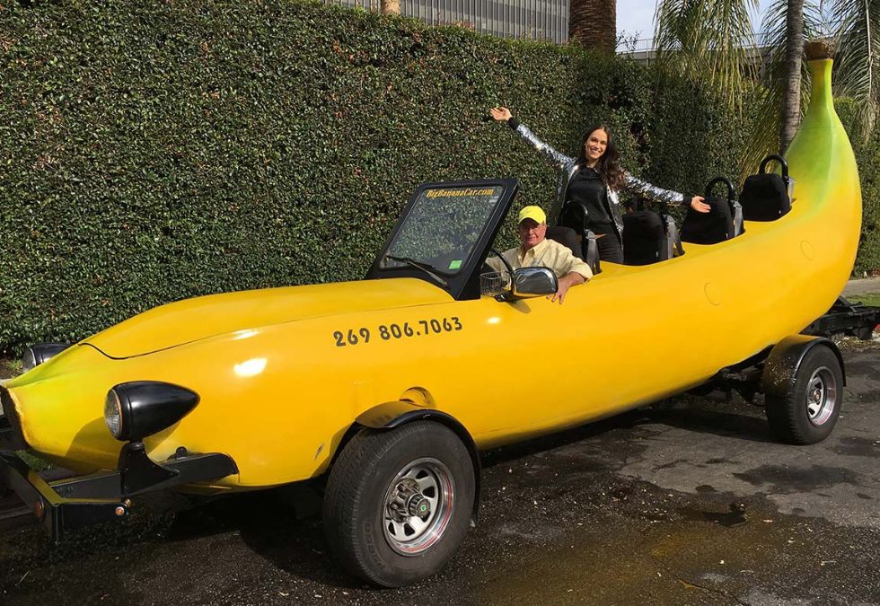 20 Absolutely Bizarre Cars Customized by Even Stranger Owners - Oldest.org