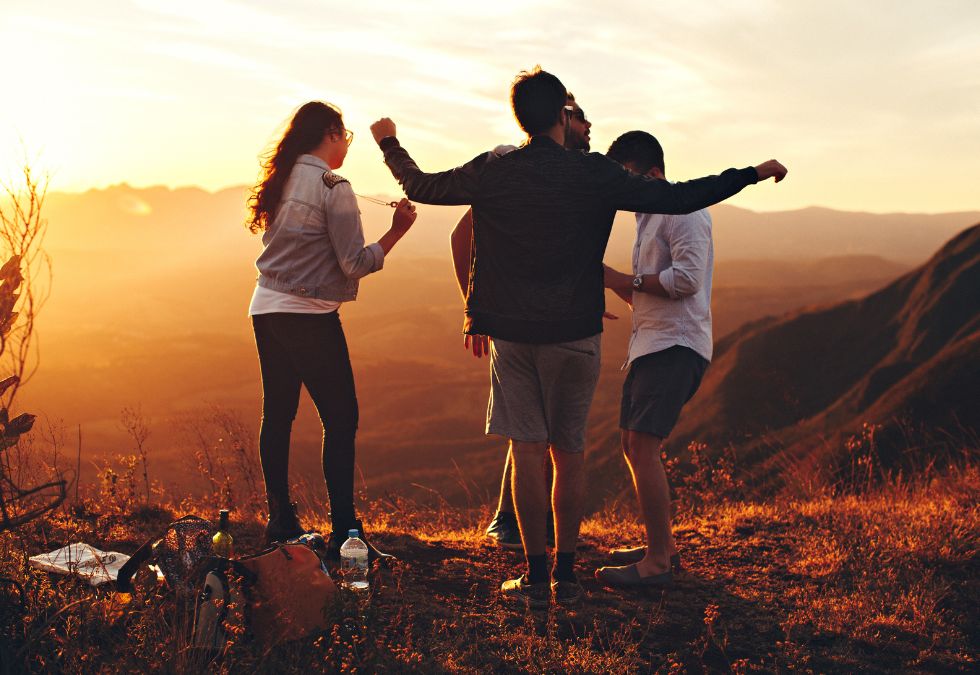 10 Classic Pick-Me Girl Lines Everyone Recognizes