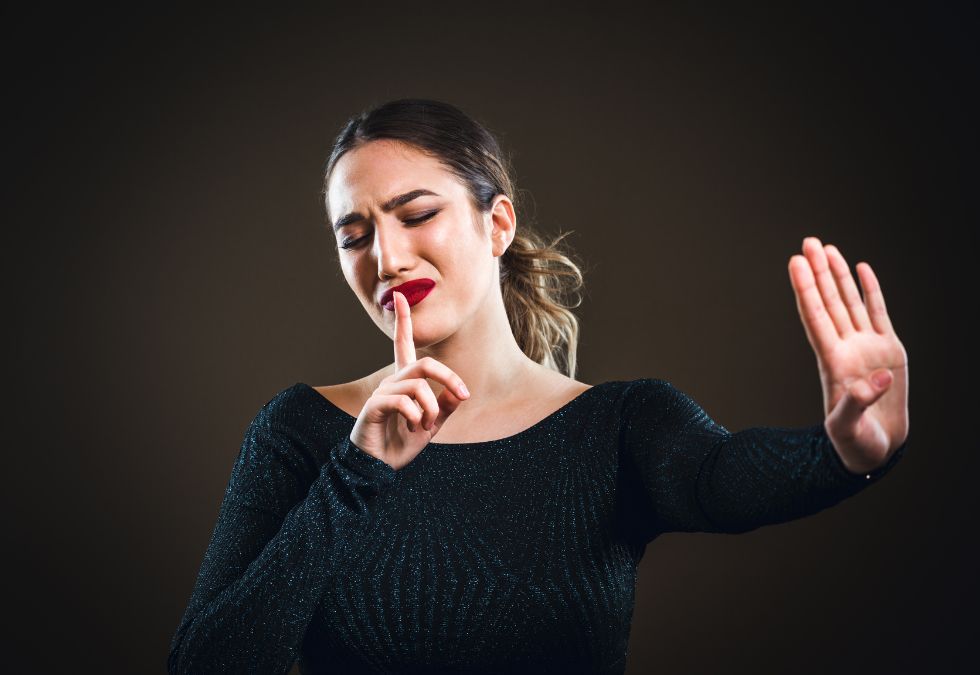10 Classic Pick-Me Girl Lines Everyone Recognizes